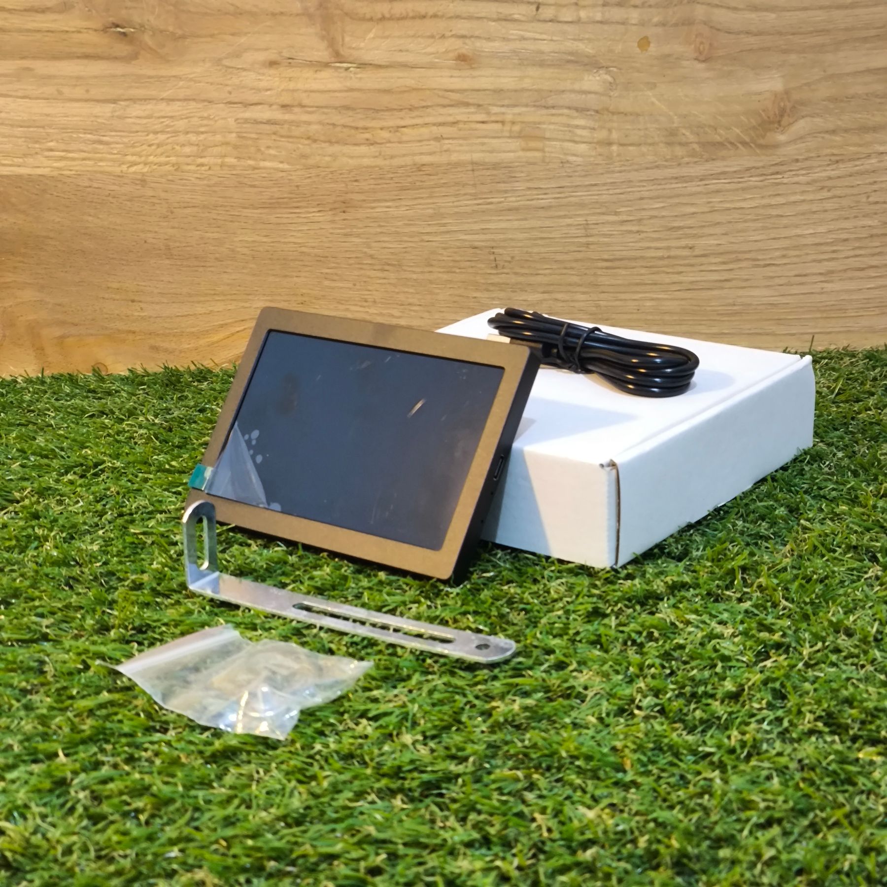 5 inch IPS Portable Display USB-C | XTREME RIG